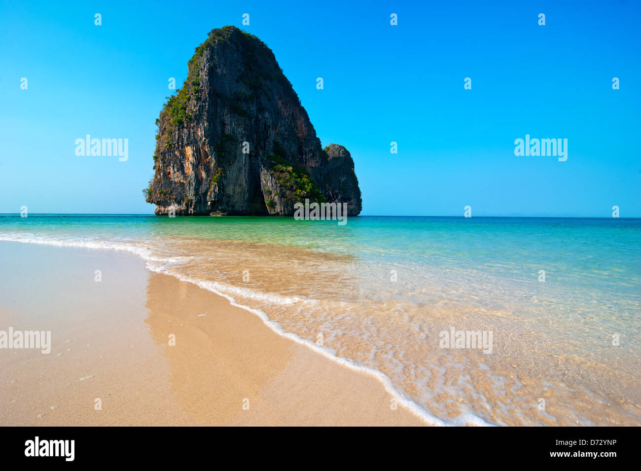 Tropical beach landscape with rock formation island and ocean. Pranang ...