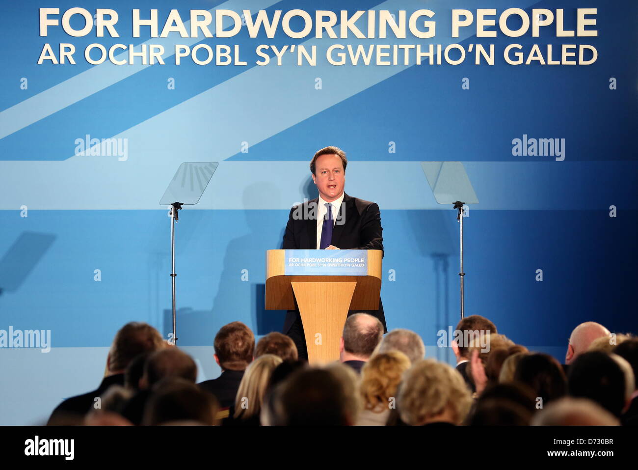 Conservative leader david cameron d hi-res stock photography and images ...