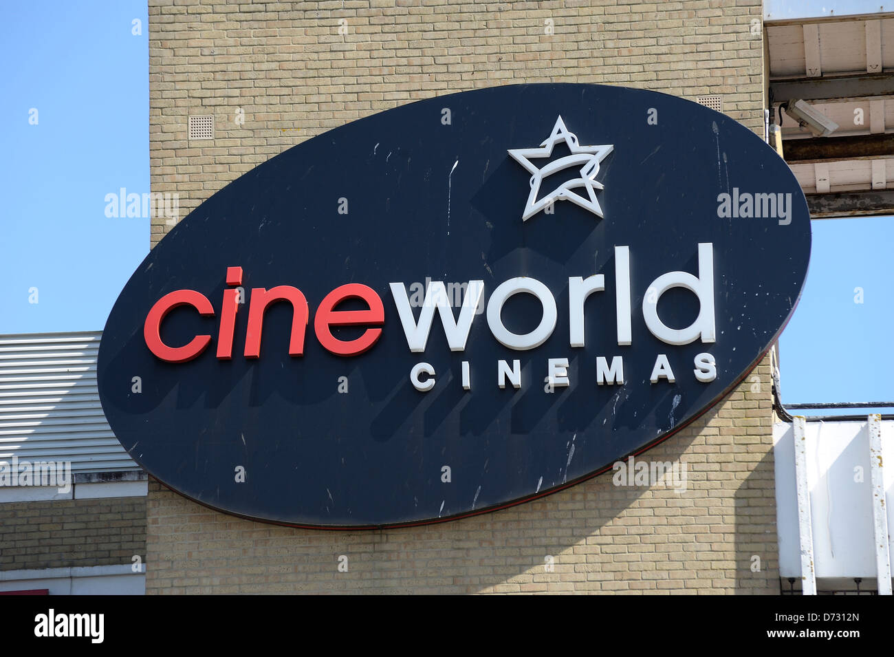 Cineworld logo hi-res stock photography and images - Alamy