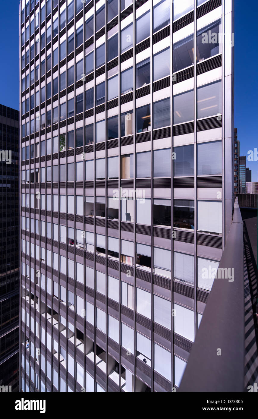 New skyscaper hi-res stock photography and images - Alamy