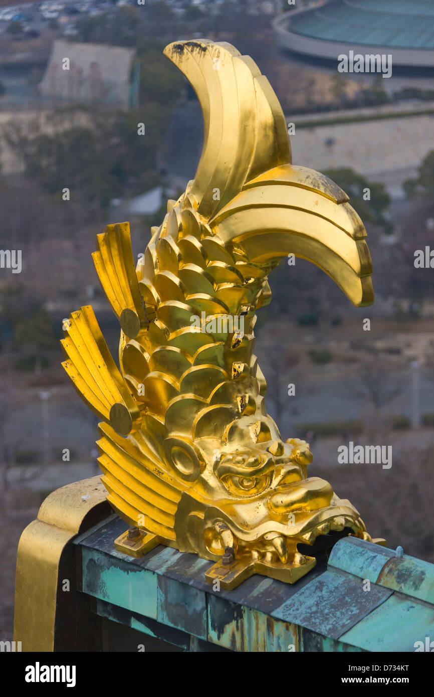 Golden fish statue on roof, Osaka Castle, Osaka, Japan Stock Photo - Alamy