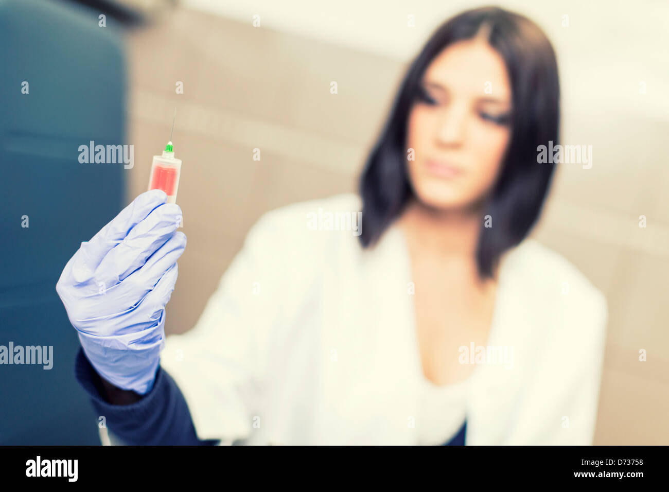 Female medical technician Stock Photo - Alamy Female medical technician Stock Photo - Alamy