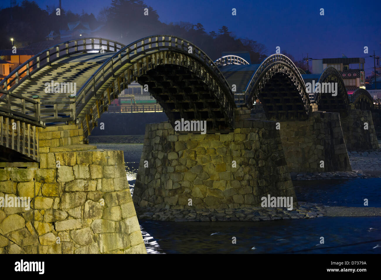 Night view of Kintai-kyo Bridge, historic wooden arch bridge, Iwakuni ...
