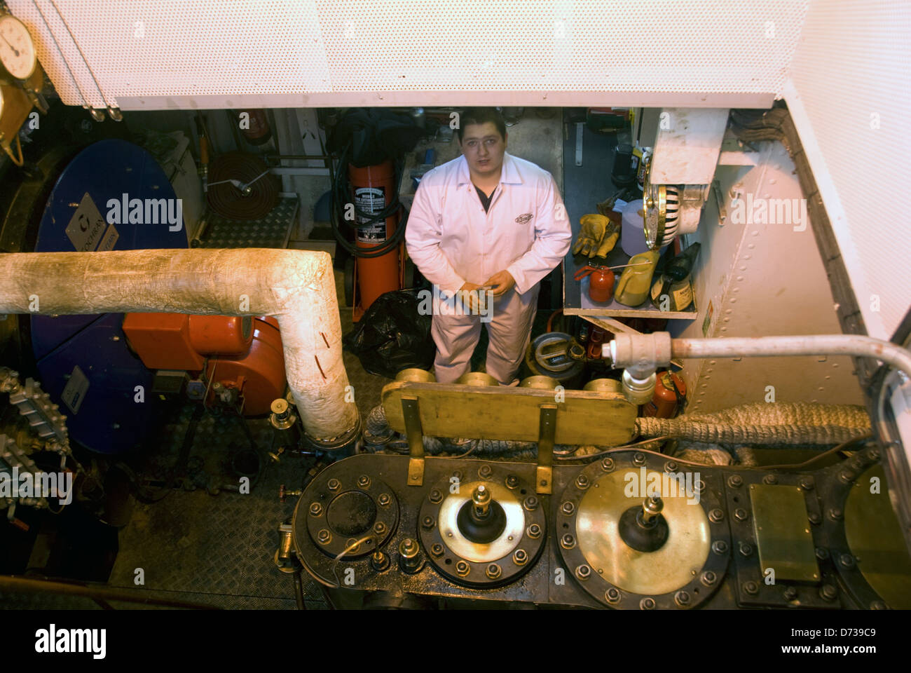 SCOTLAND; STEAMSHIP SIR WALTER SCOTT ON LOCH KATRINE (BY CALLANDER ...