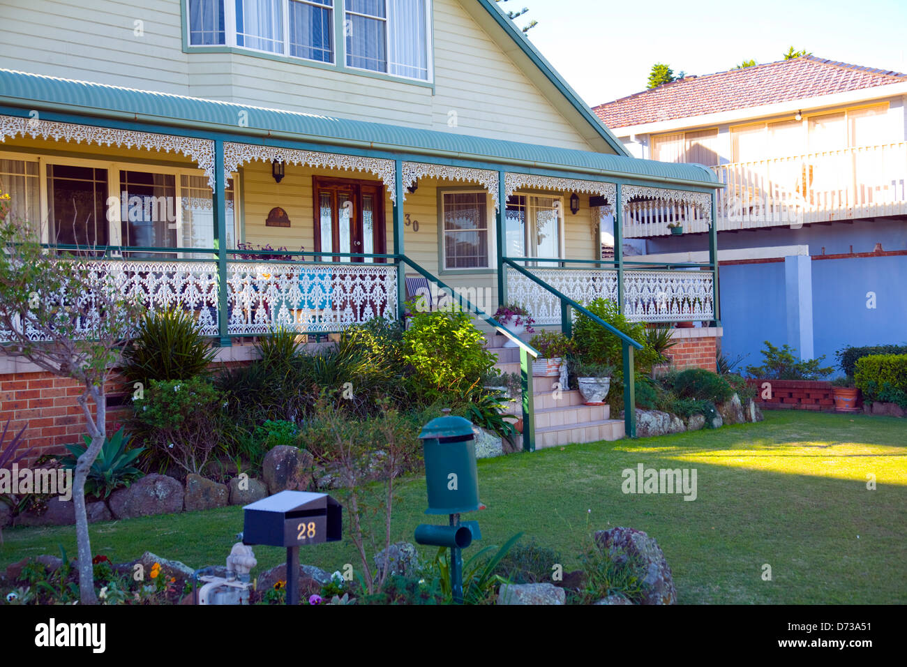 traditional australian home in narrabeen,sydney Stock Photo - Alamy