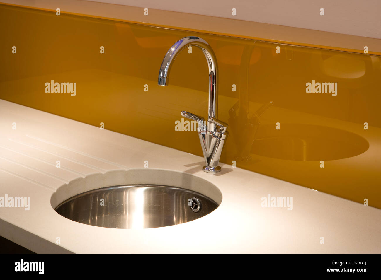office interior kitchen sink Stock Photo - Alamy
