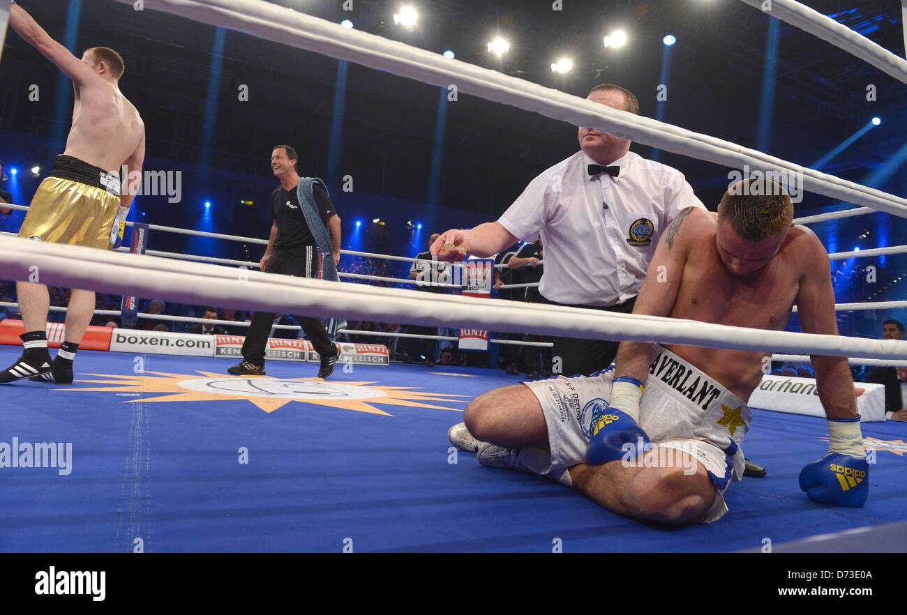The German European boxing champion Juergen Braehmer (L) celebrates ...