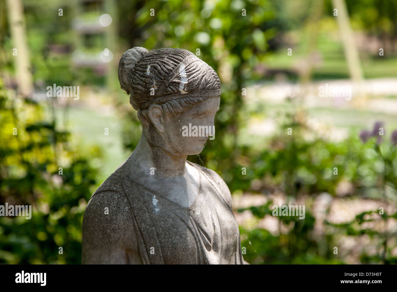 Female concrete sculpture Stock Photo - Alamy