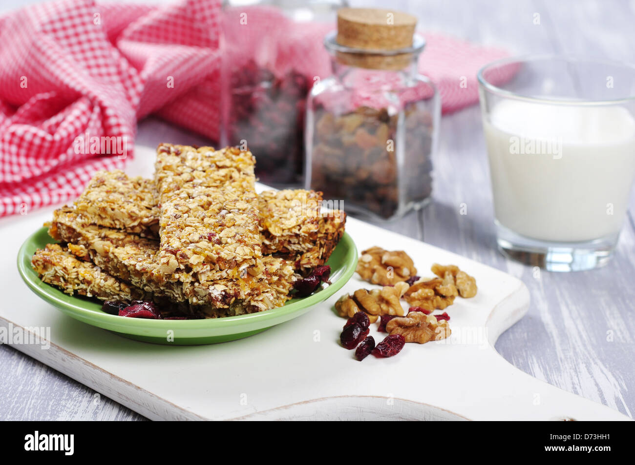 Protein muesli bars hi-res stock photography and images - Alamy