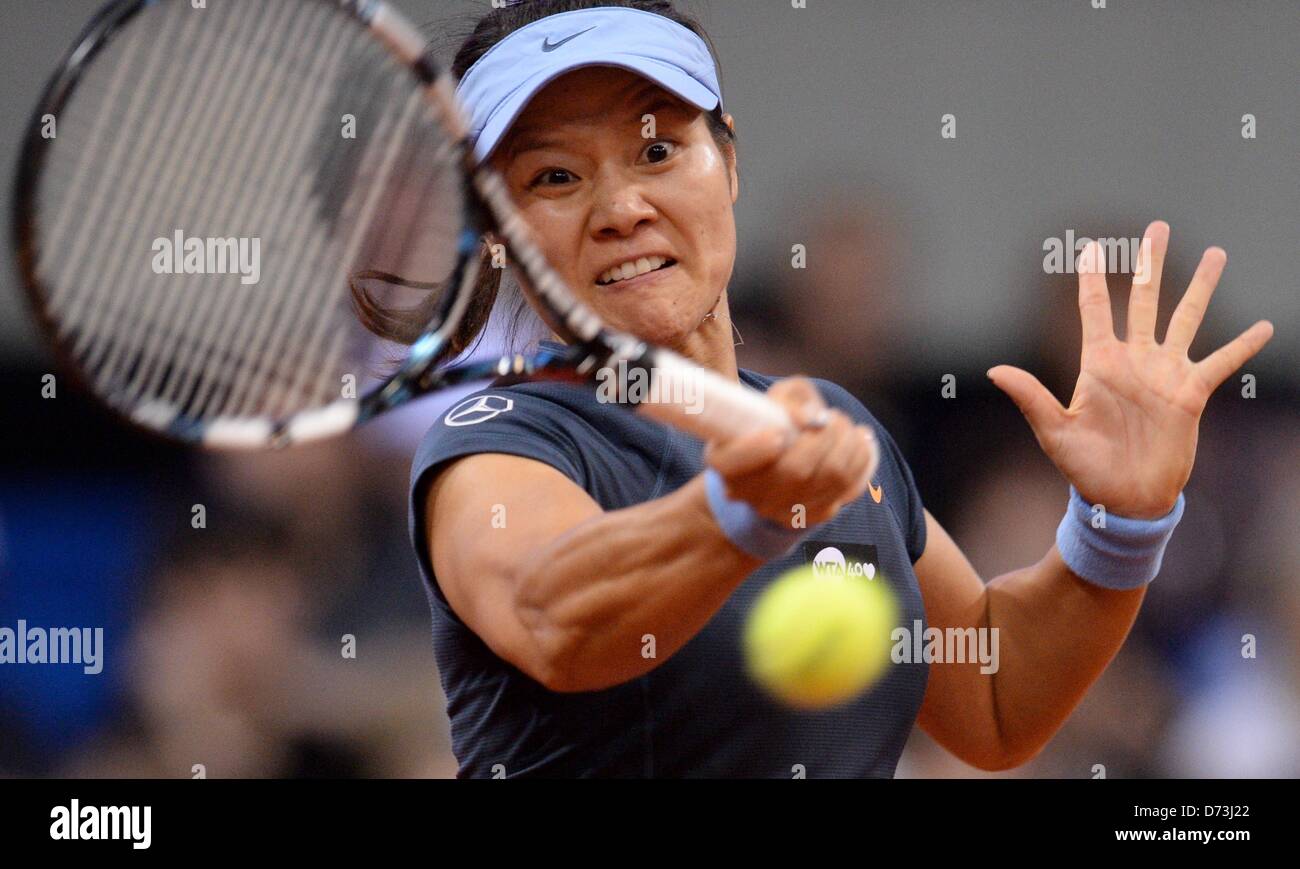 Chinas li na hits ball hi-res stock photography and images - Alamy