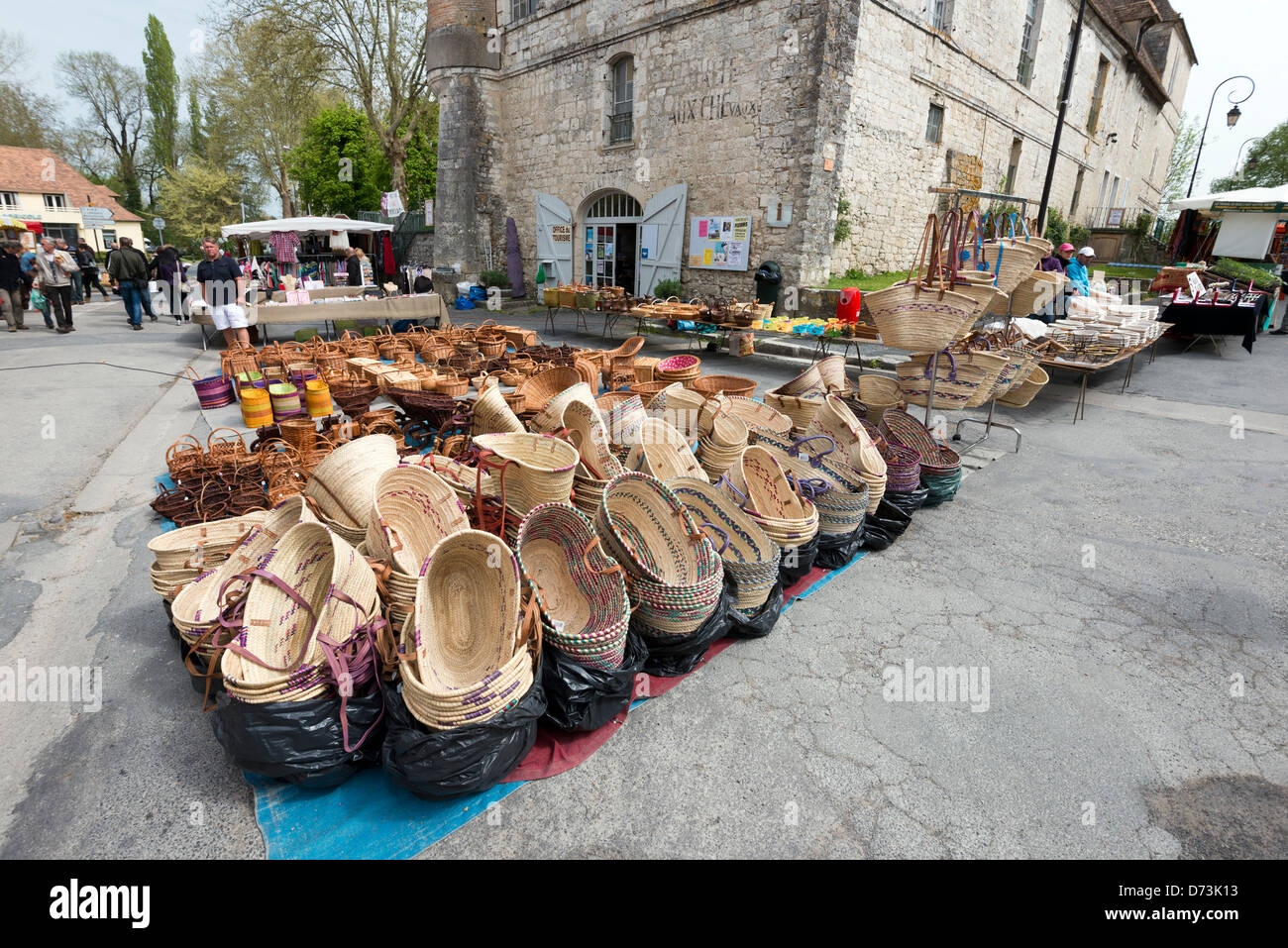 Issigeac dordogne hi-res stock photography and images - Alamy