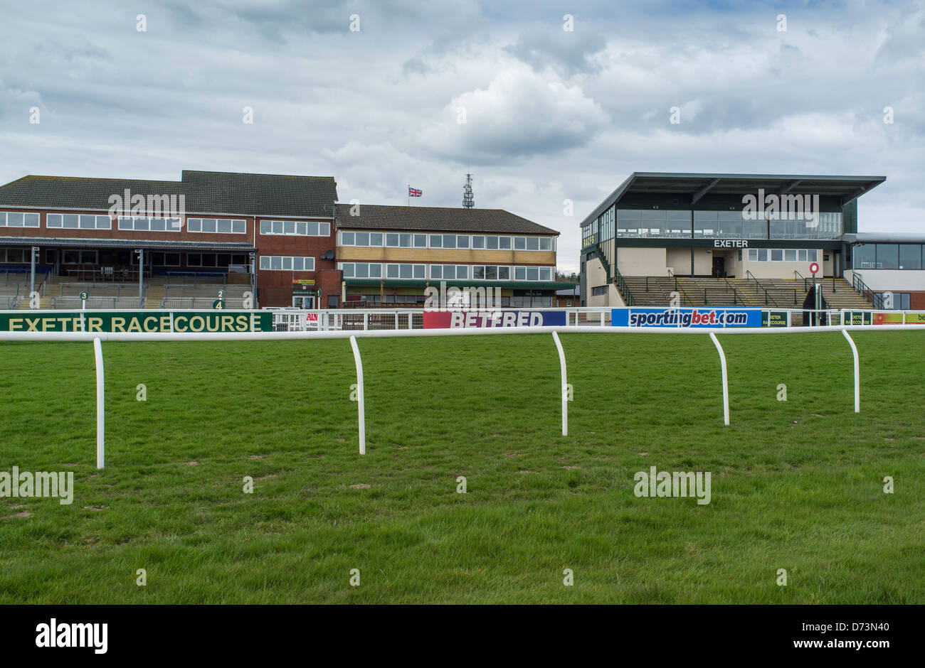 Empty racetrack hi-res stock photography and images - Alamy