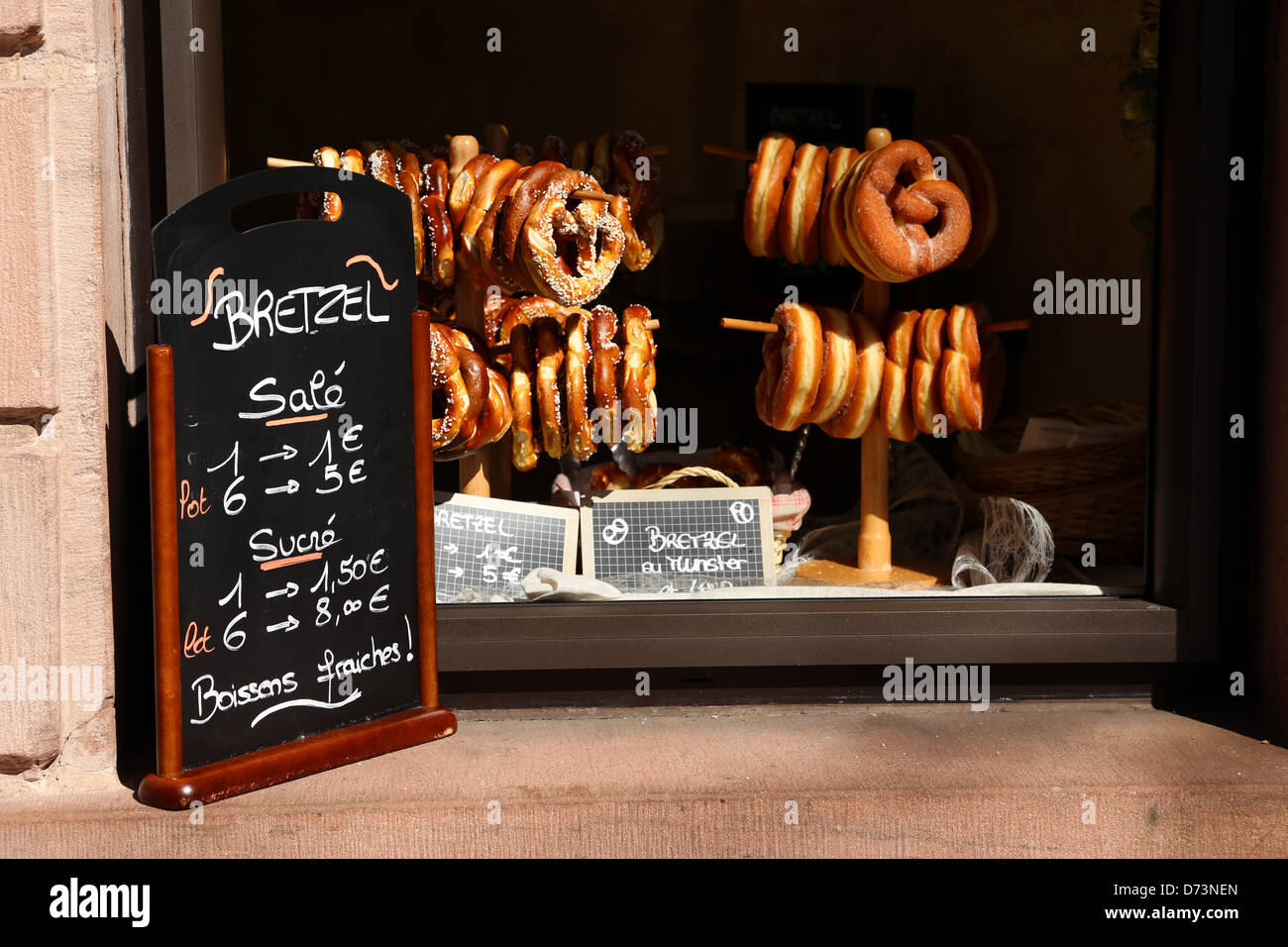 Pretzel stall hi-res stock photography and images - Alamy