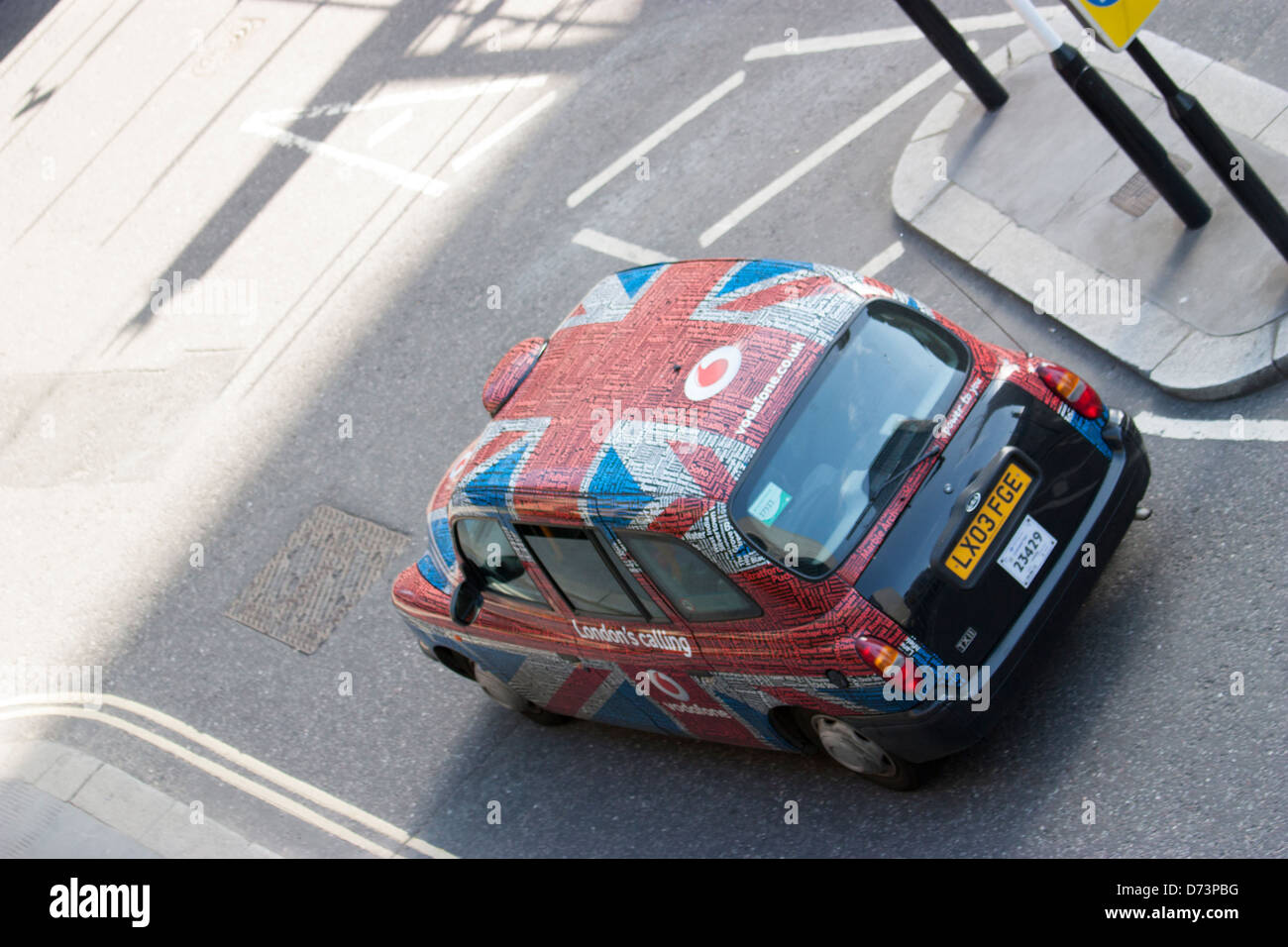 Patriotic taxi wrap hi-res stock photography and images - Alamy
