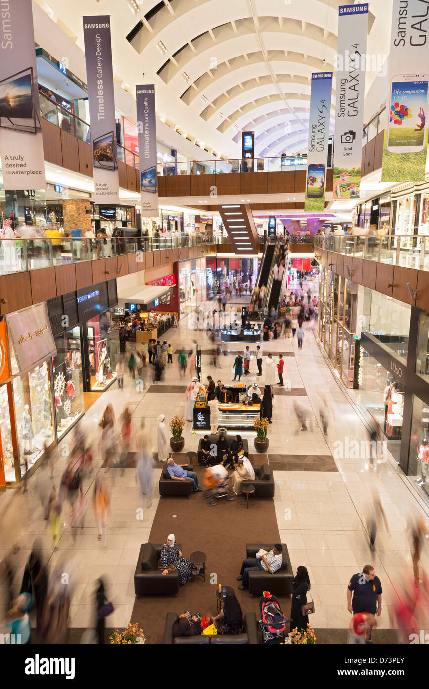 View of busy Dubai Mall in United Arab Emirates UAE Stock Photo - Alamy
