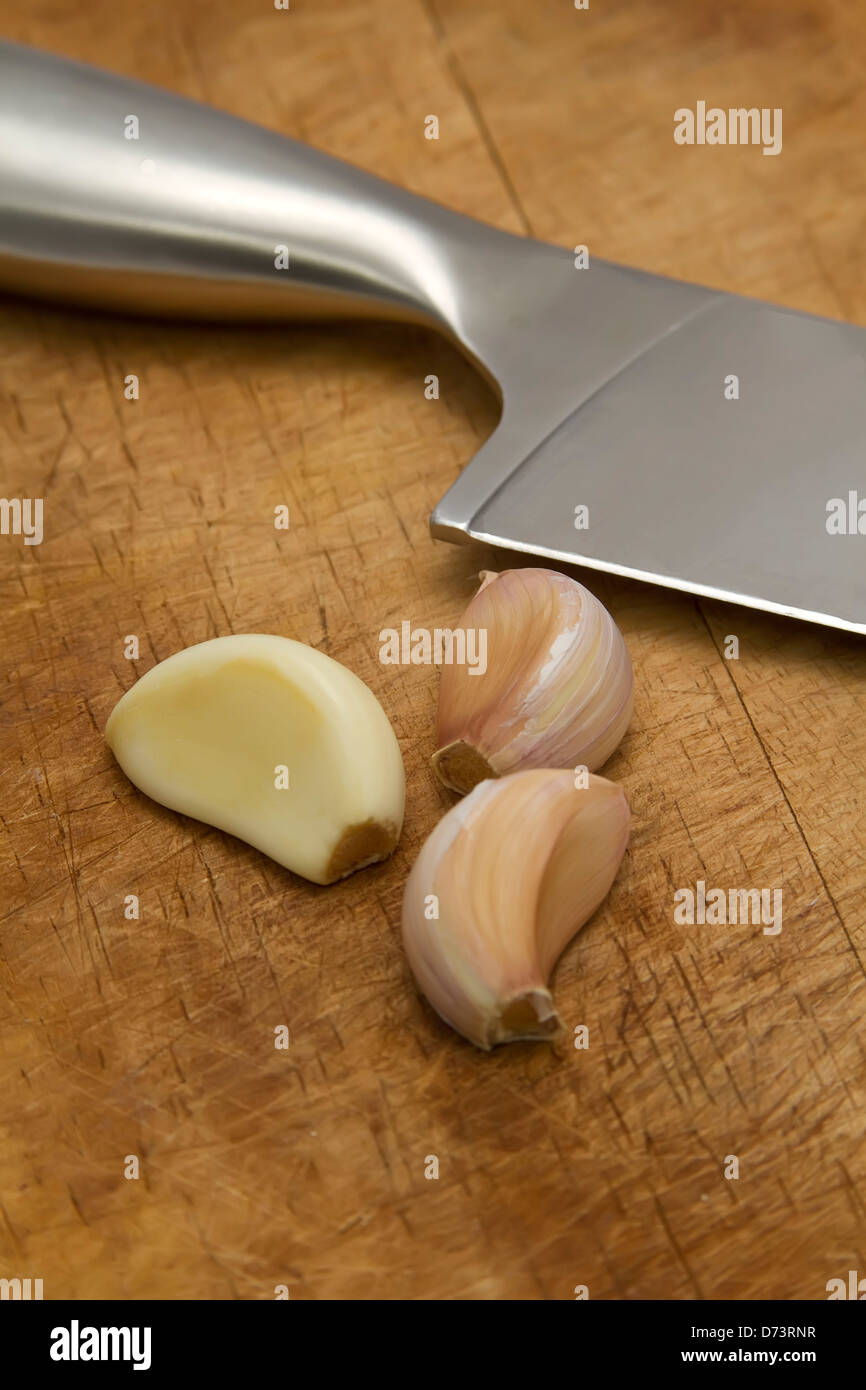 Garlic knife hi-res stock photography and images - Alamy