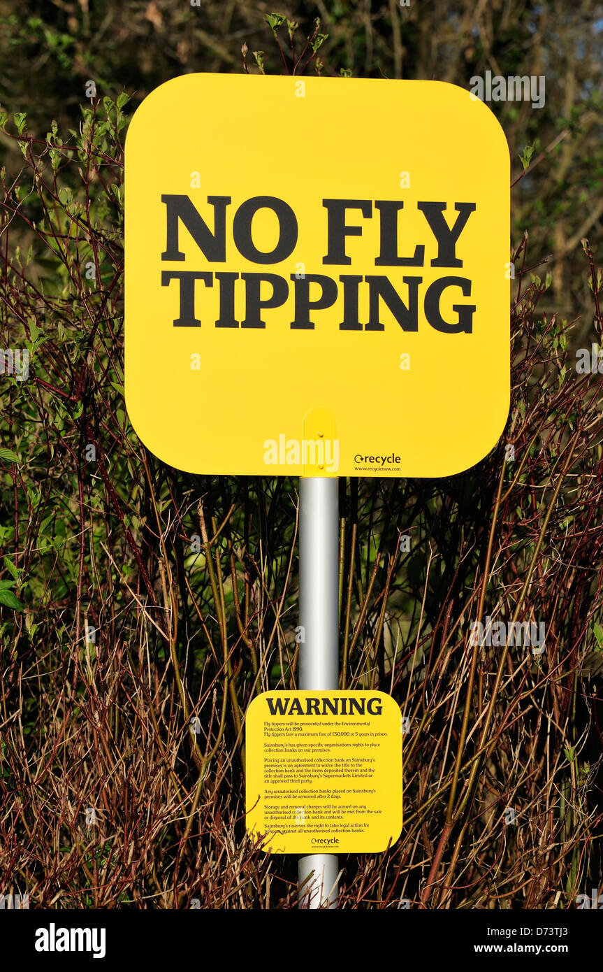 No fly tipping sign hi-res stock photography and images - Alamy