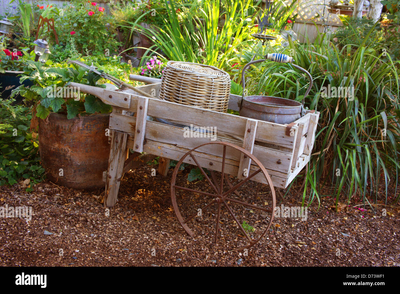 Hand barrow hi-res stock photography and images - Alamy