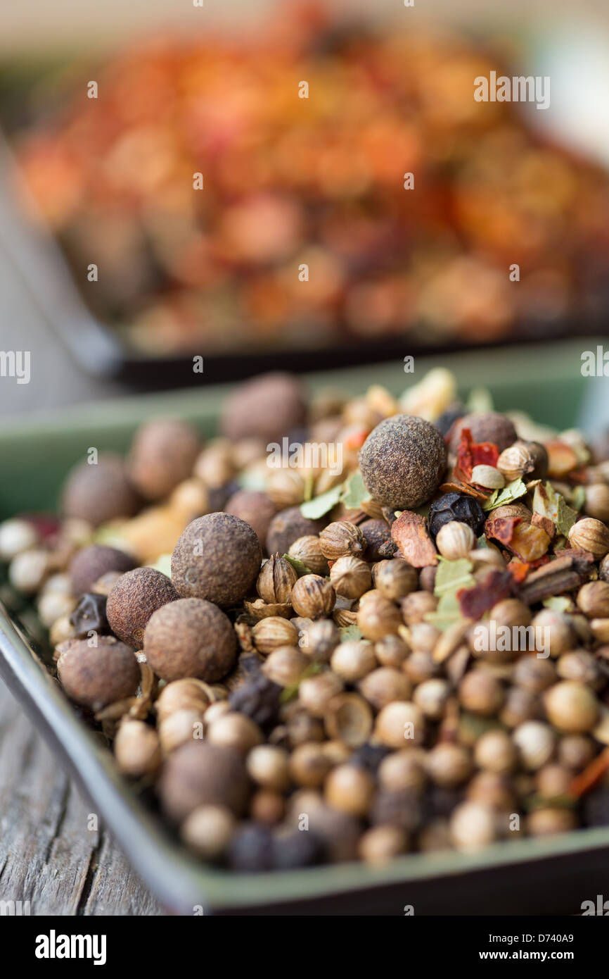 Whole garam masala hi-res stock photography and images - Alamy