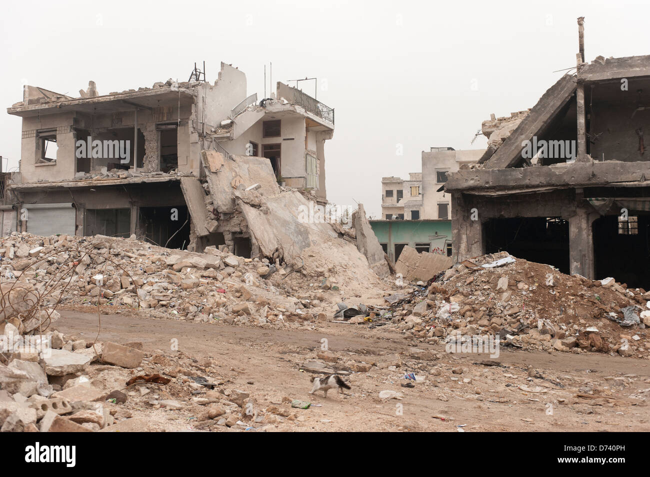 Destroyed houses in the market district, Azaz, Syria Stock Photo - Alamy