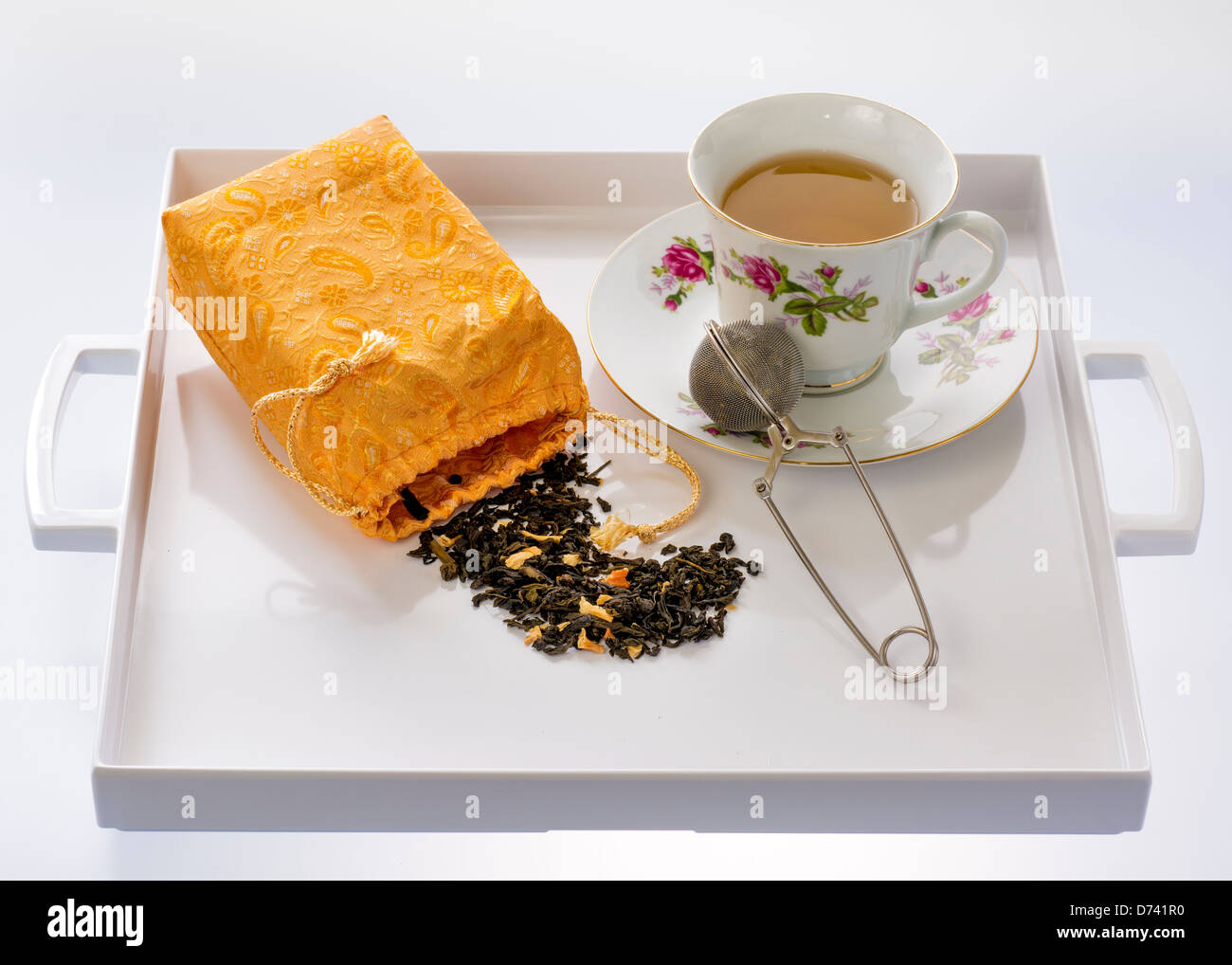 India tea cup hi-res stock photography and images - Alamy