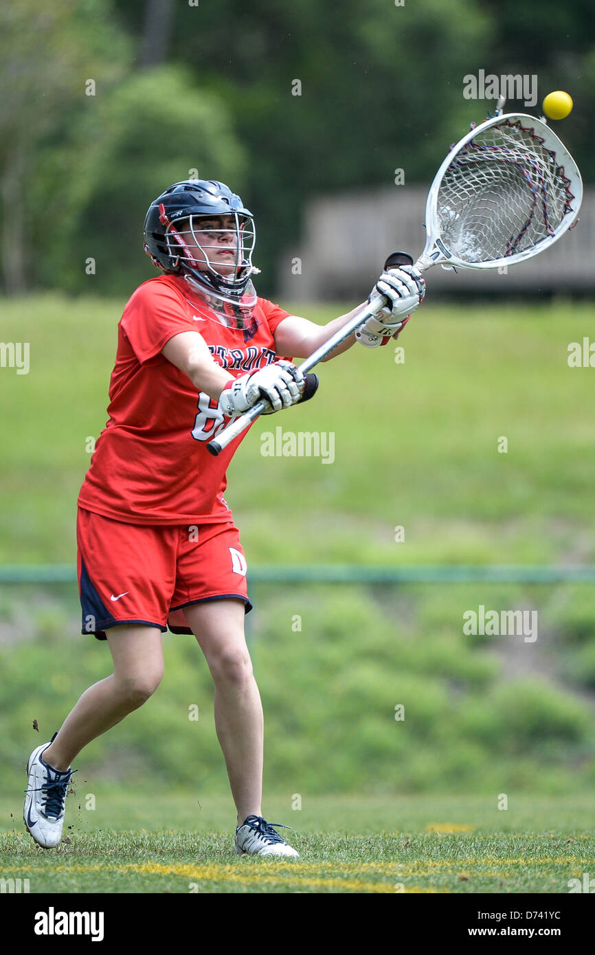 Women's lacrosse goalie hi-res stock photography and images - Alamy