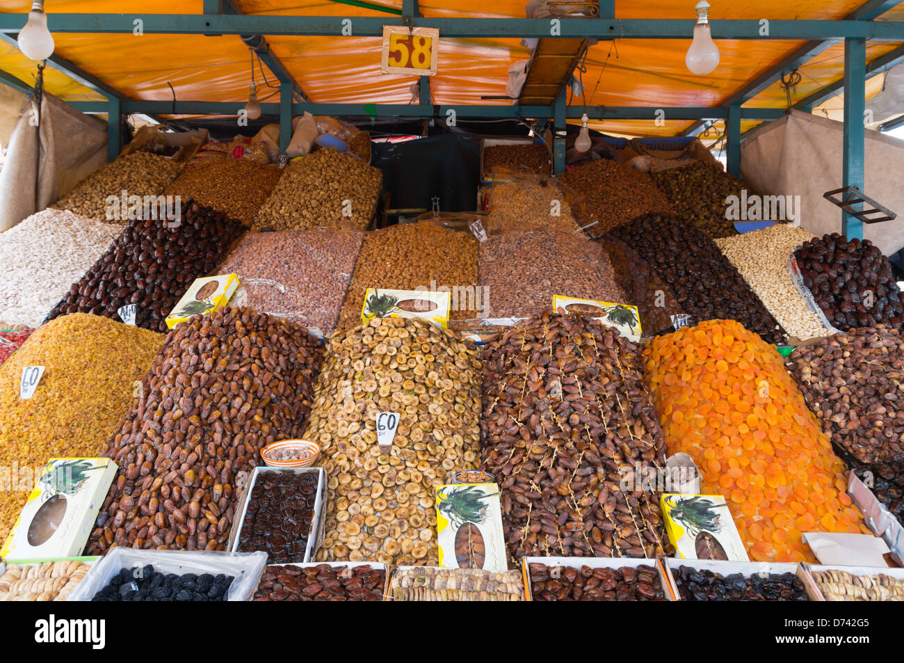 Marrakesh - fruit and nut stall in Djemaa el Fna square Stock Photo - Alamy