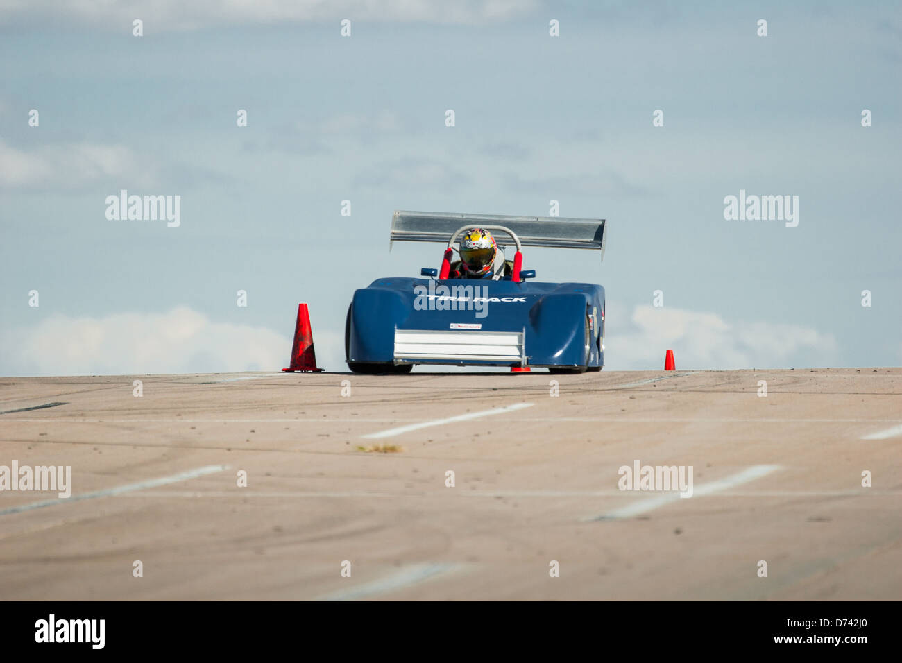 A blue 1998 Cheetah SR-1 B-Modified open wheel race car in an autocross ...