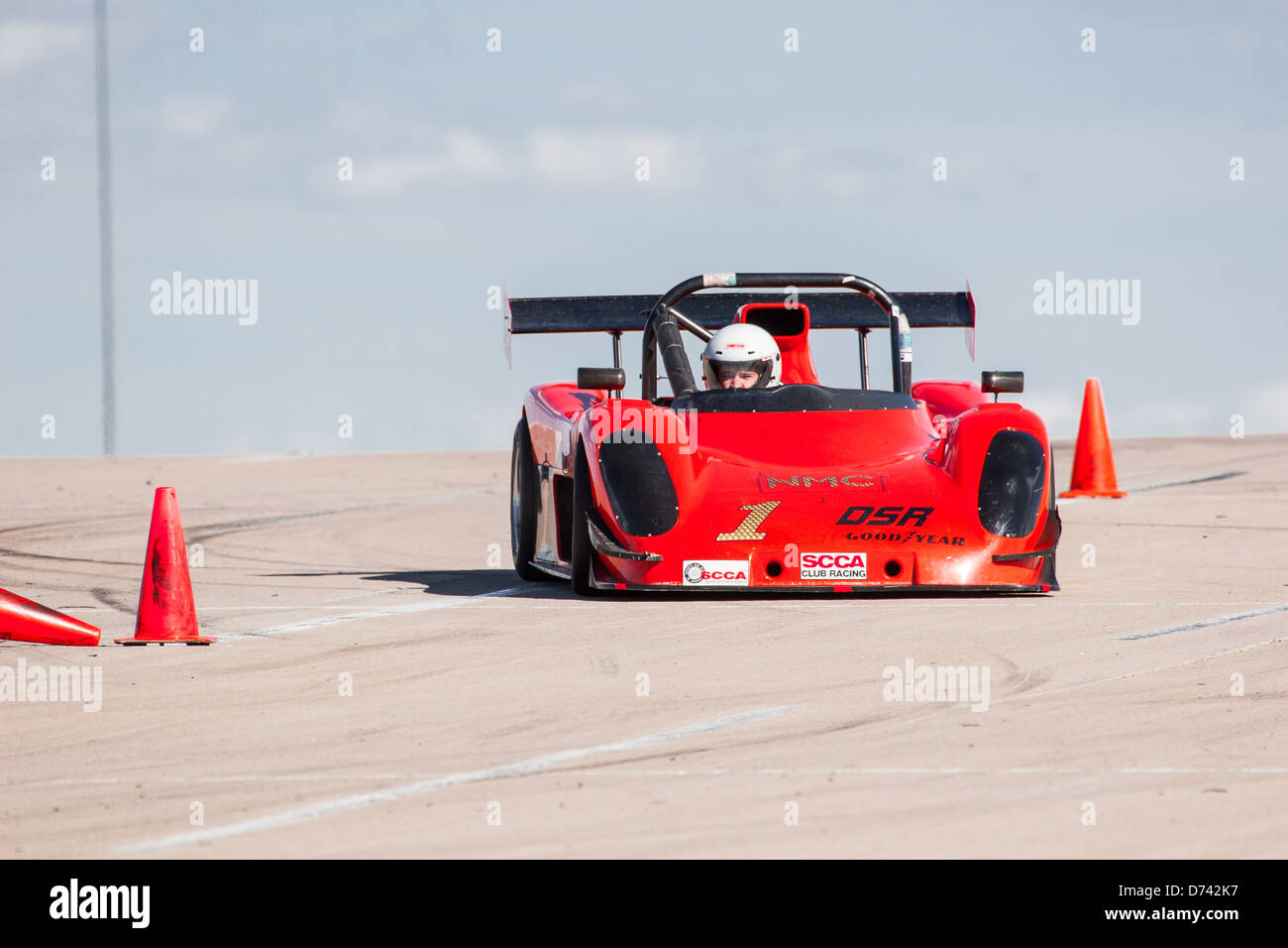 A 2000 Orange Radical Pro-Sport B-Modified open wheel race car in an ...