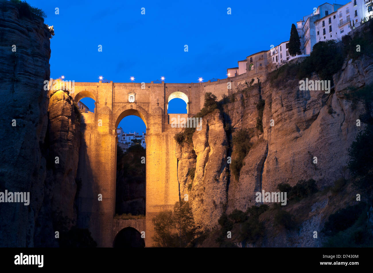 Puente nuevo new bridge on tajo gorge ronda malaga province hi-res ...