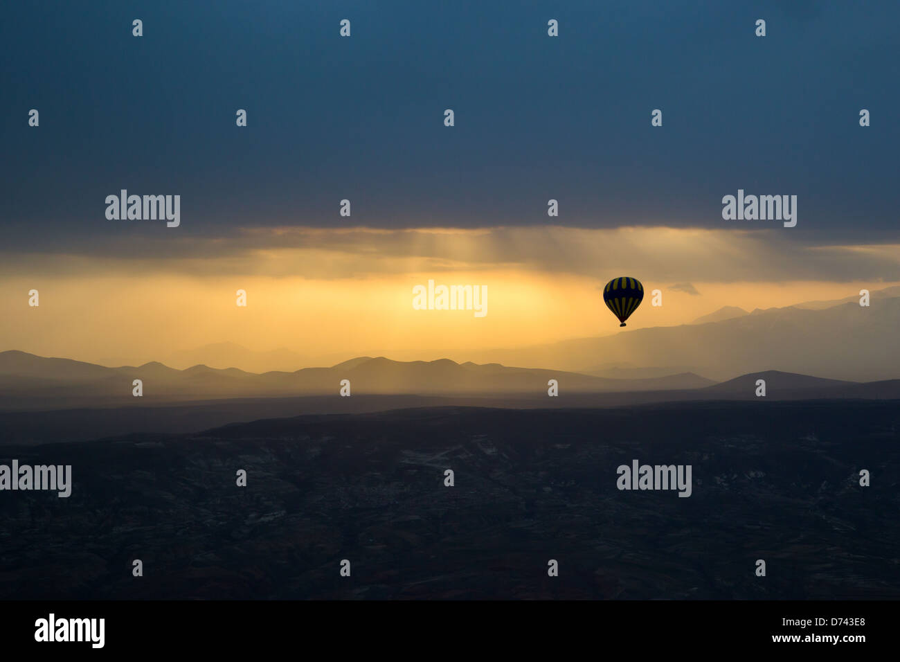 Balloon sky sunset hi-res stock photography and images - Alamy