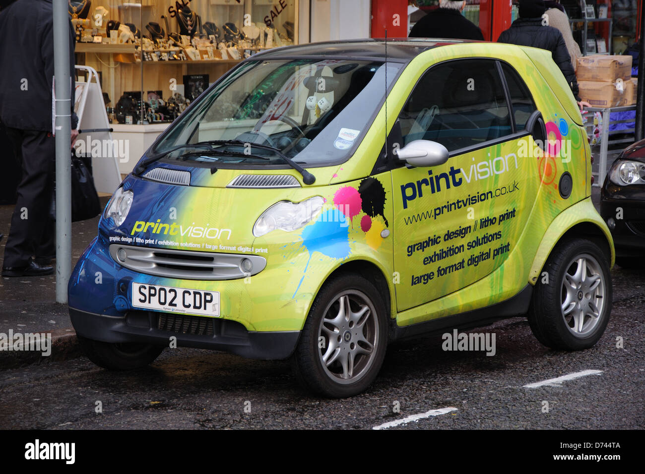 Car advertising britain hi-res stock photography and images - Alamy