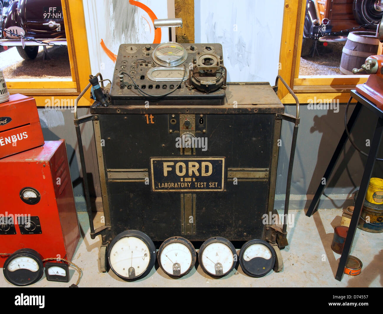 Automobile performance test system hi-res stock photography and images ...