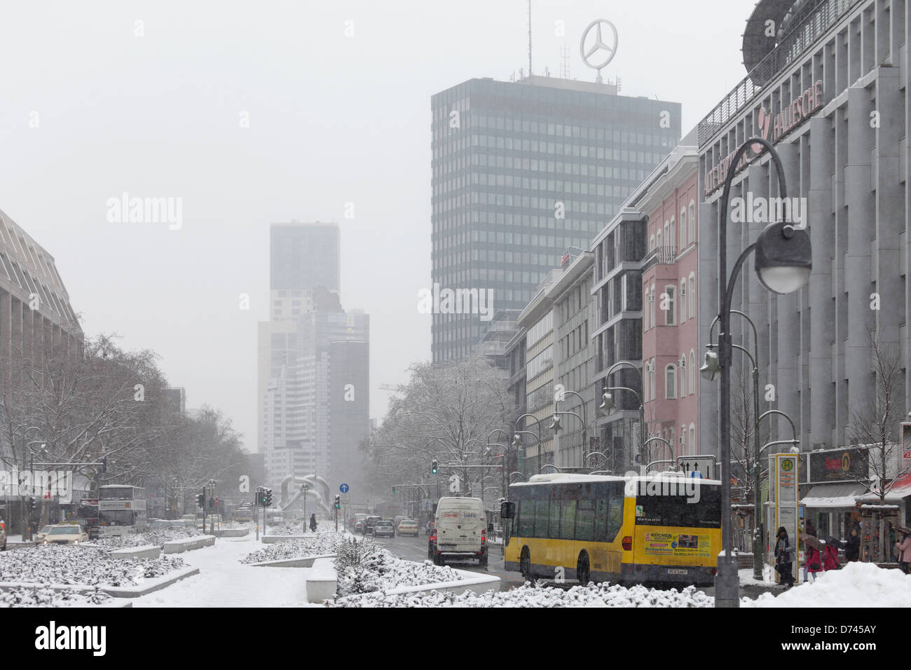 Berlin winter snow germany city center europa hi-res stock photography ...