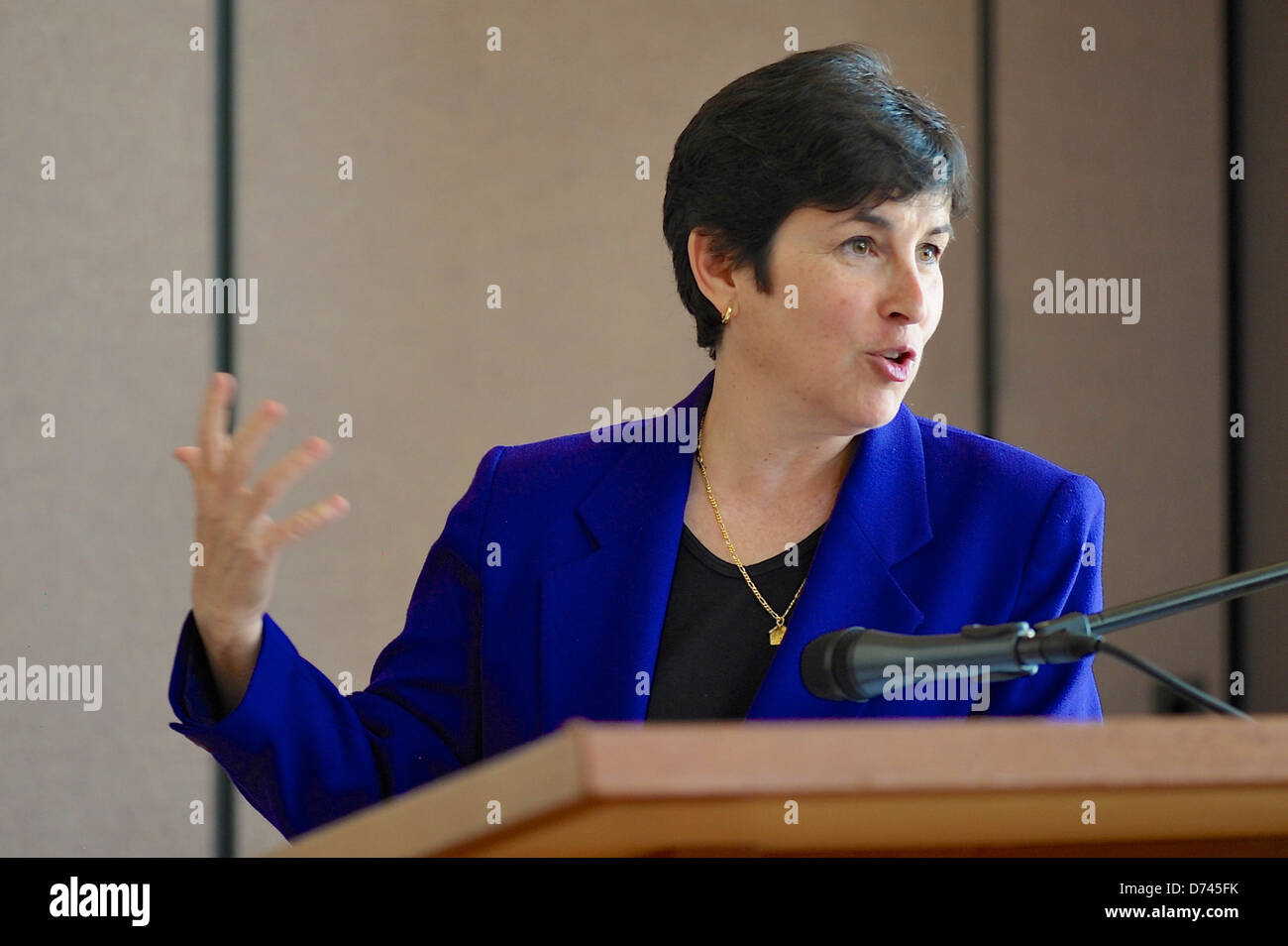 Frida Ghitis on "Perspectives on the Middle East". 2013 Teach-In on ...