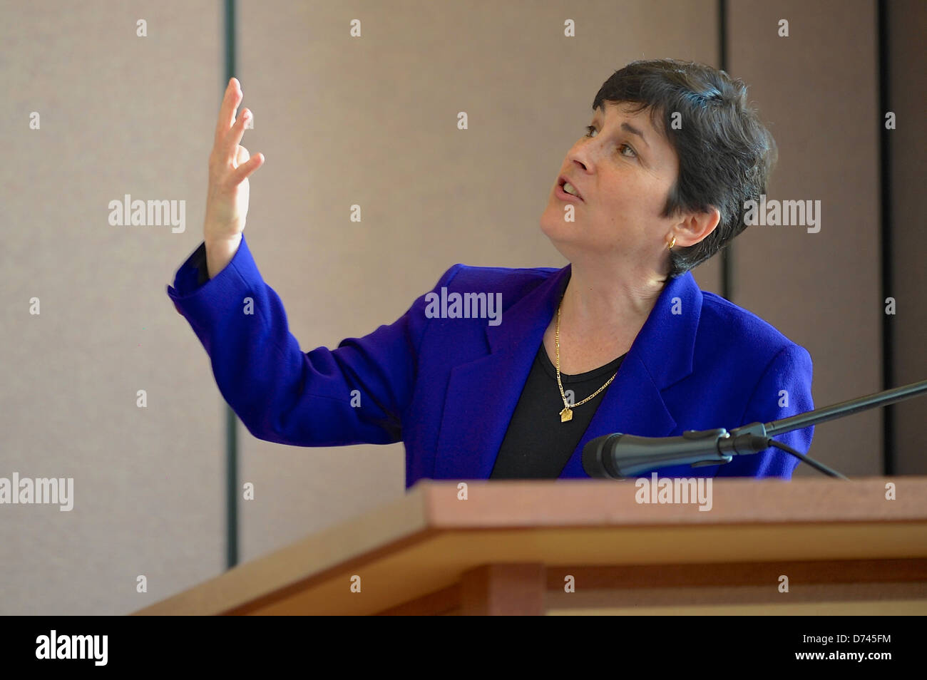 Frida Ghitis on "Perspectives on the Middle East". 2013 Teach-In on ...