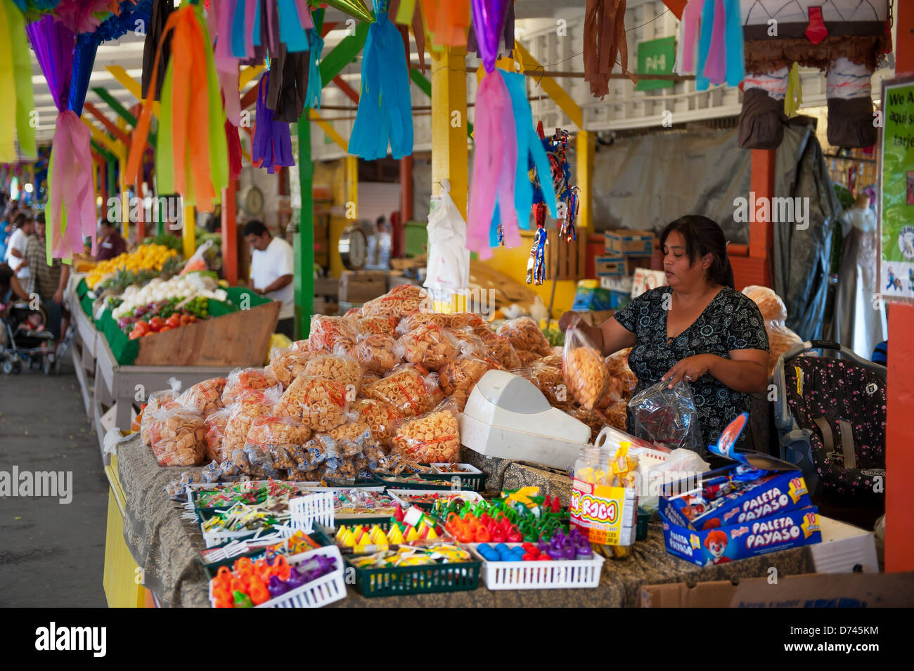 Swapmeet hi-res stock photography and images - Alamy