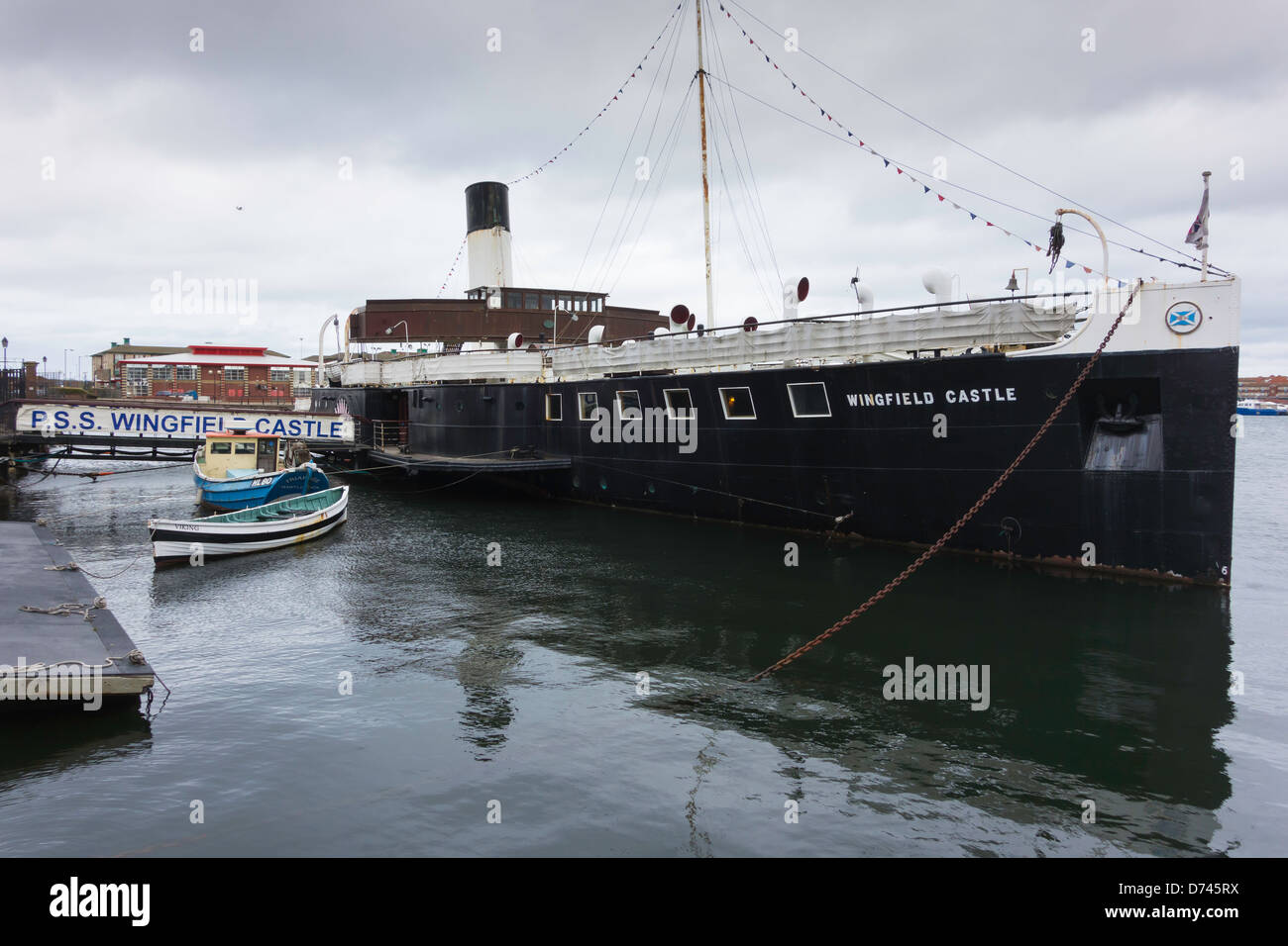 PSS Wingfield Castle paddle steamer built Hartlepool 1934 now a ...