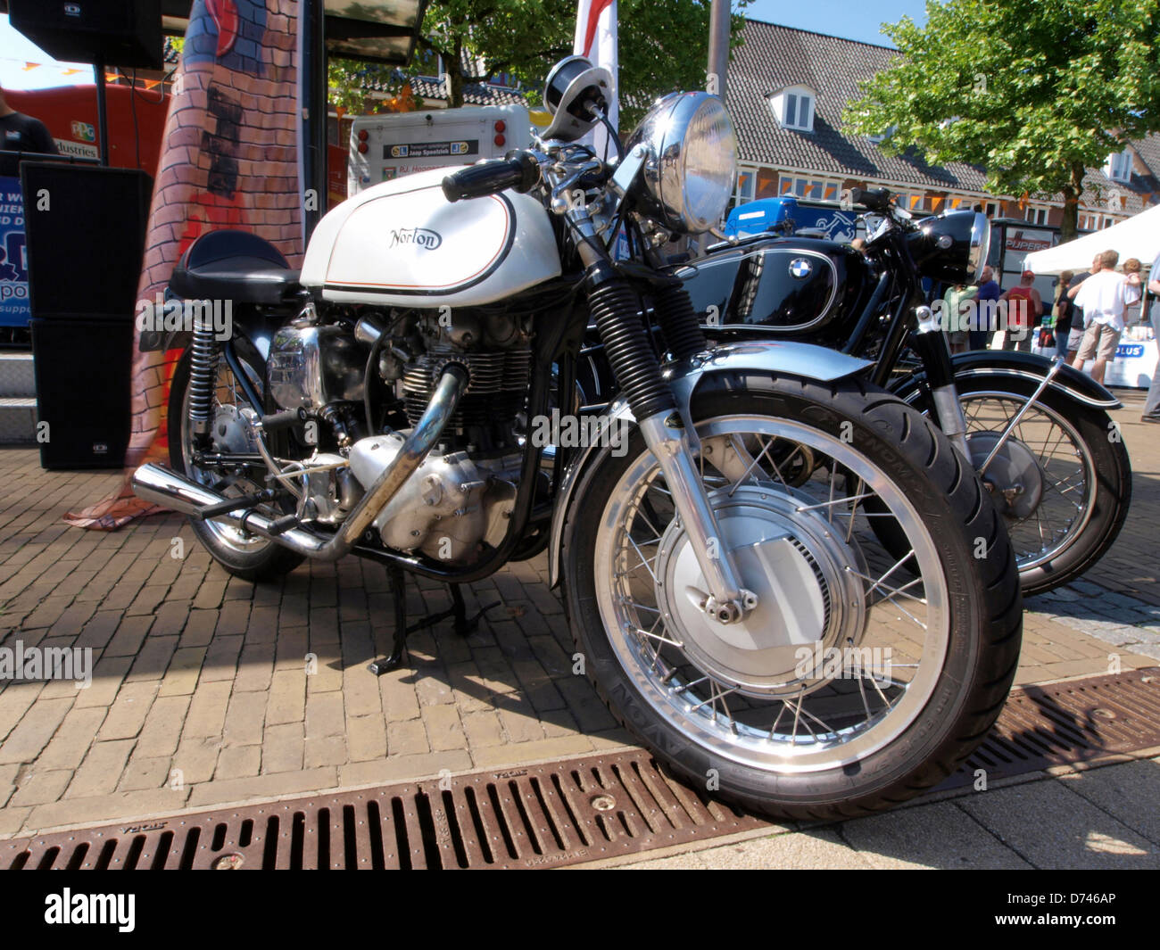 Norton motorcycle hi-res stock photography and images - Alamy