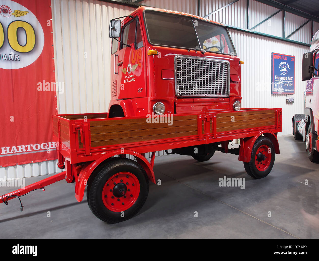Old volvo truck hi-res stock photography and images - Alamy
