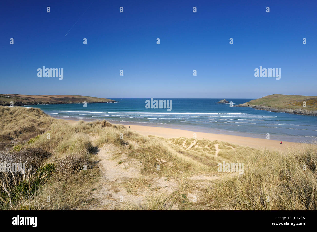 Sand dunes leading to remote sandy beach Stock Photo - Alamy