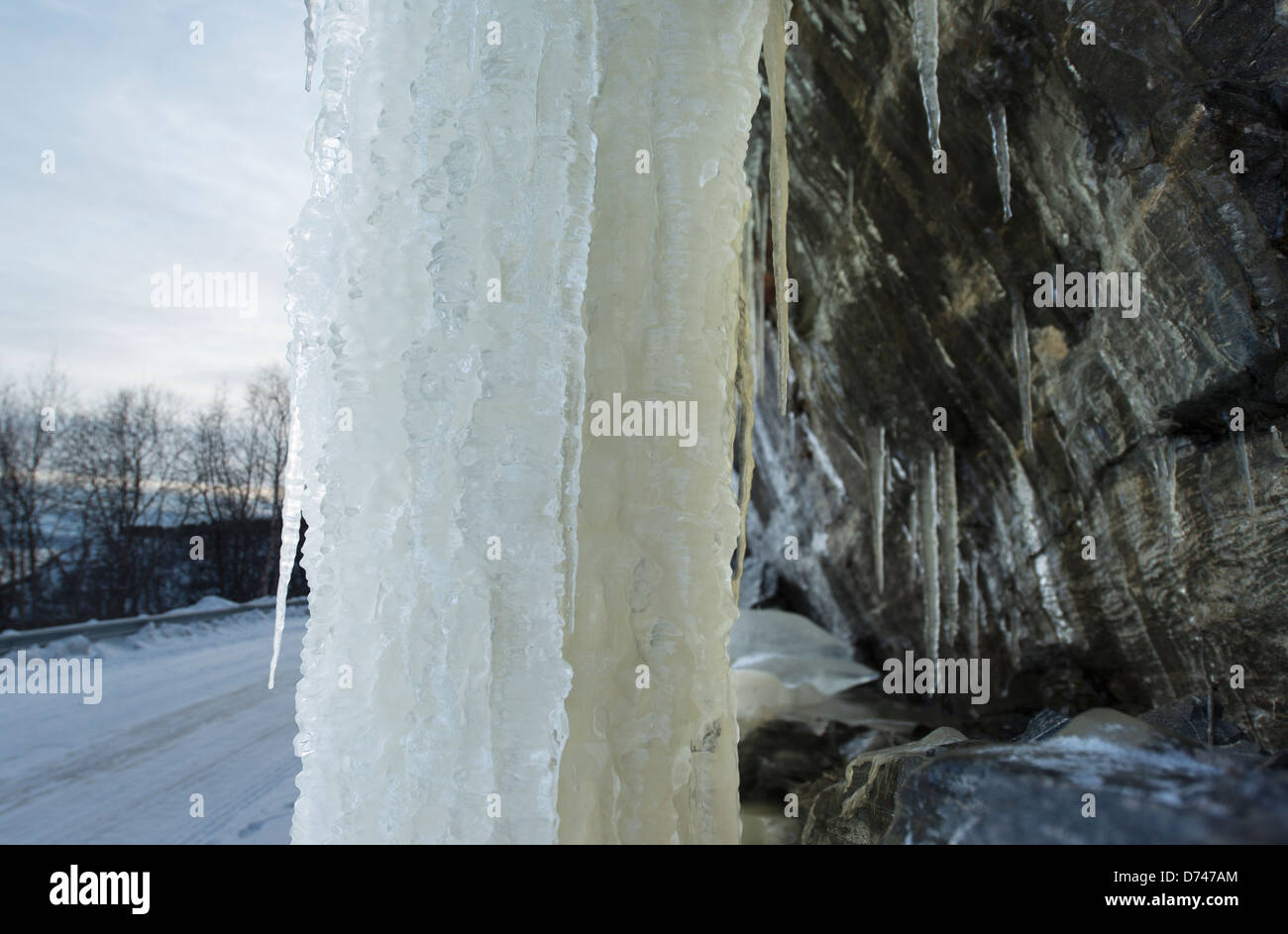 Icicle hanging from rock hi-res stock photography and images - Alamy