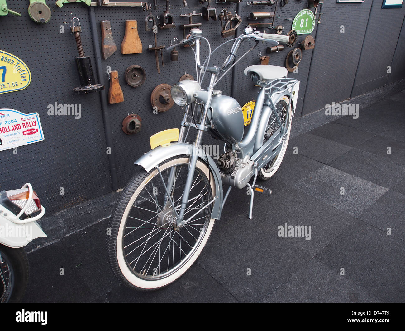 The Silver Blue Simplex is a vintage luxury automobile known for its ...