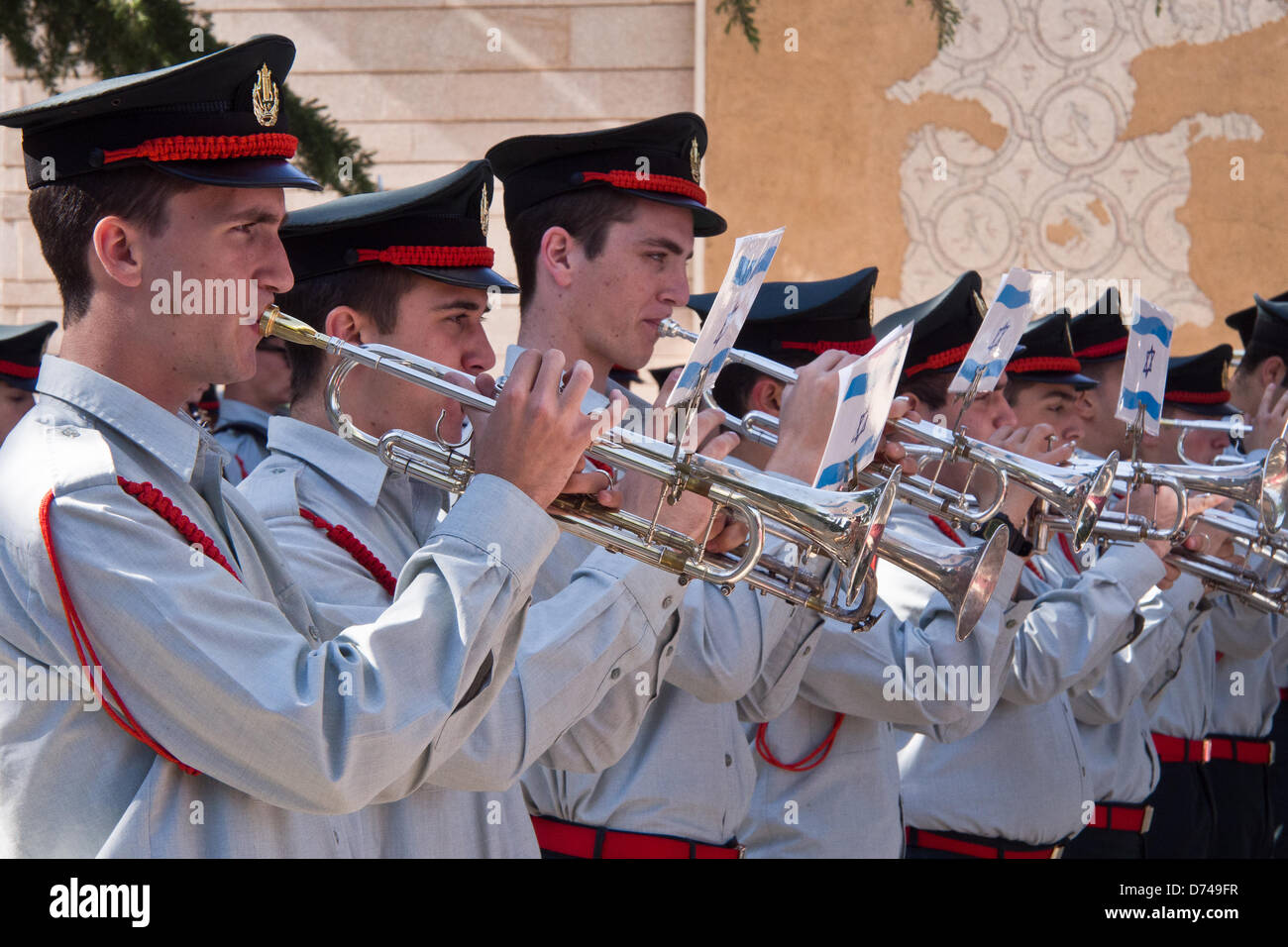 Idf guard hi-res stock photography and images - Alamy
