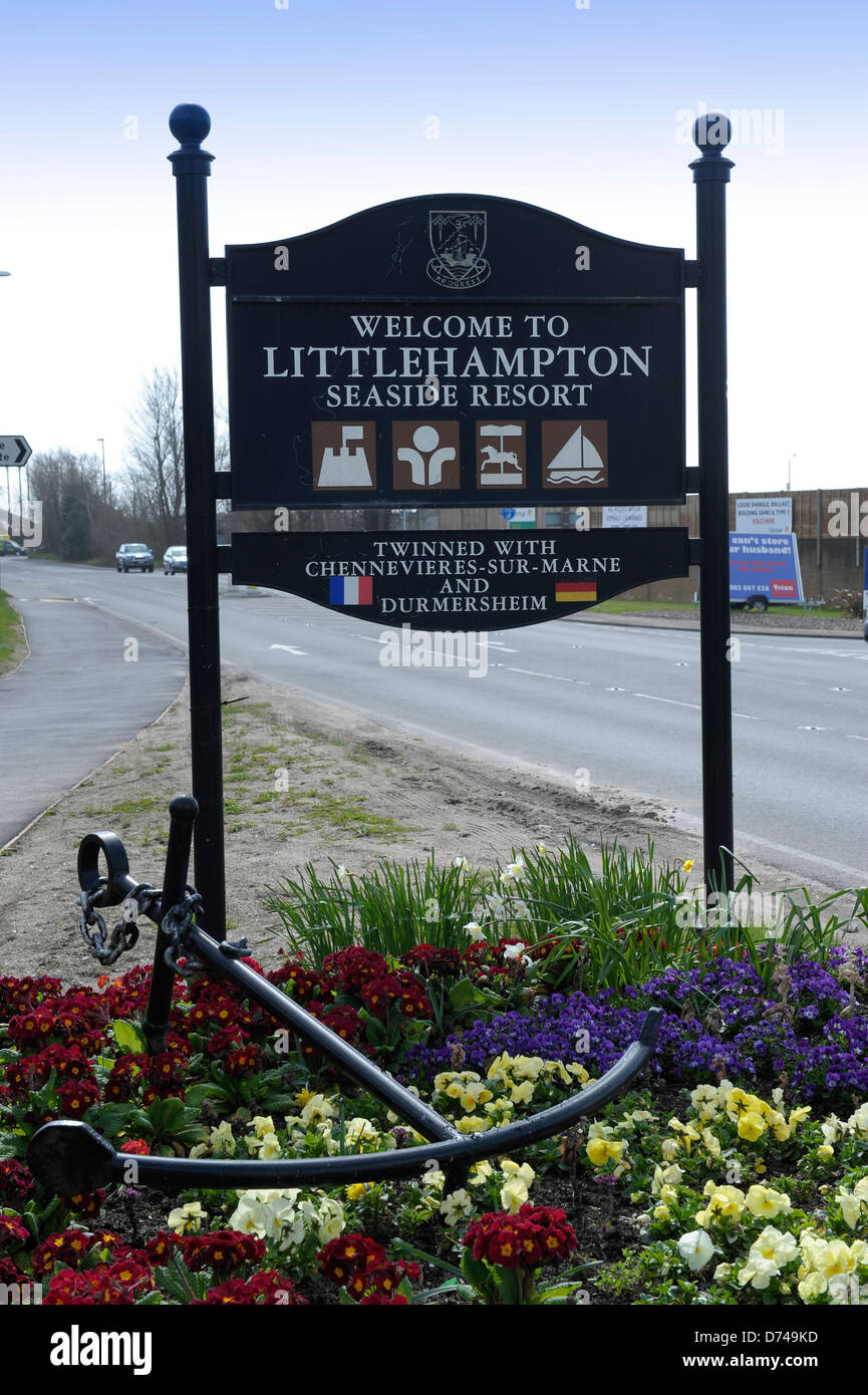 Town signs, Littlehampton, West Sussex Stock Photo - Alamy