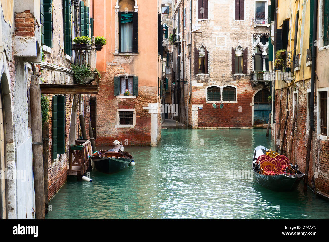 Venice water street hi-res stock photography and images - Alamy