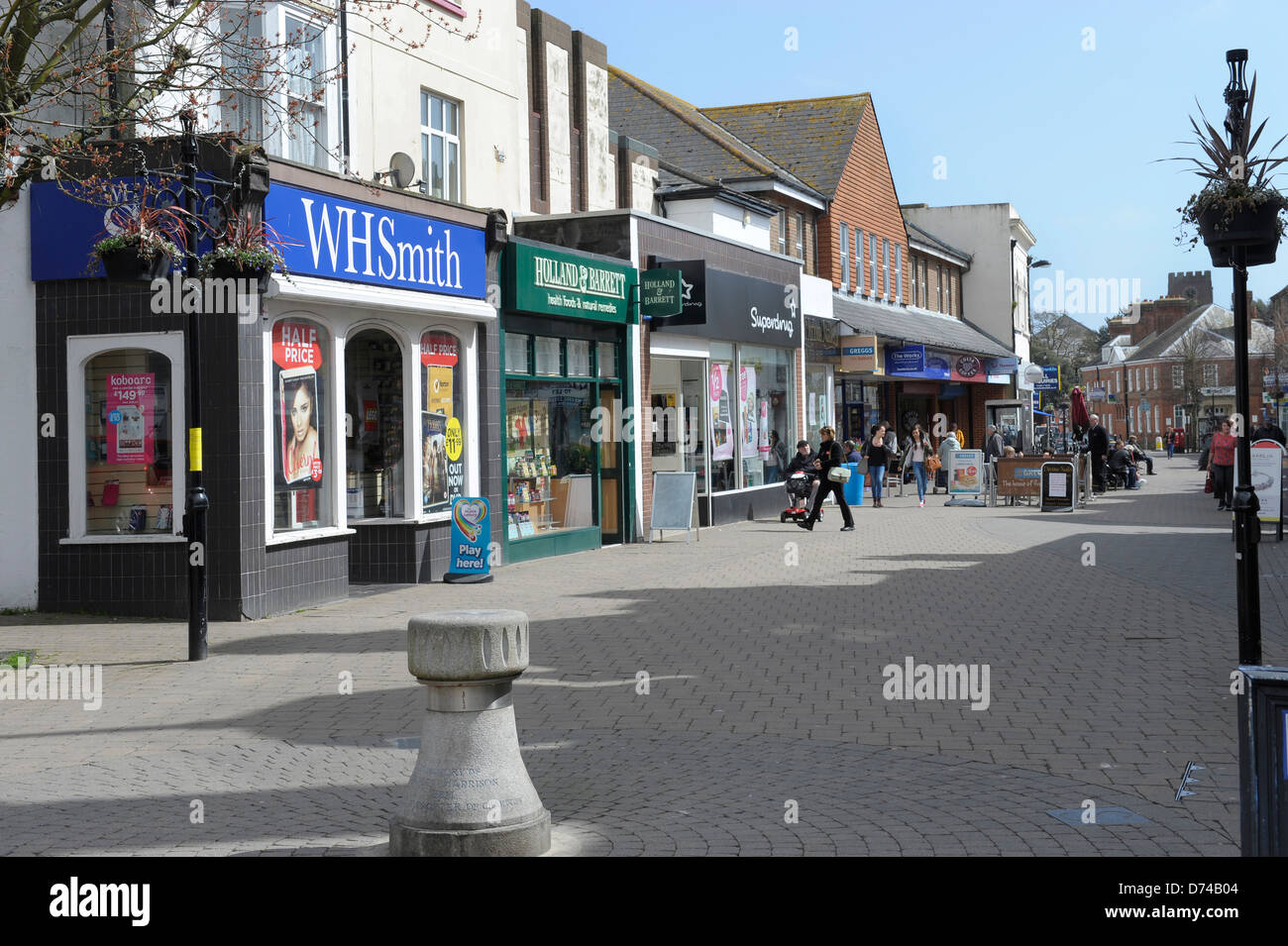 Littlehampton town centre hi-res stock photography and images - Alamy