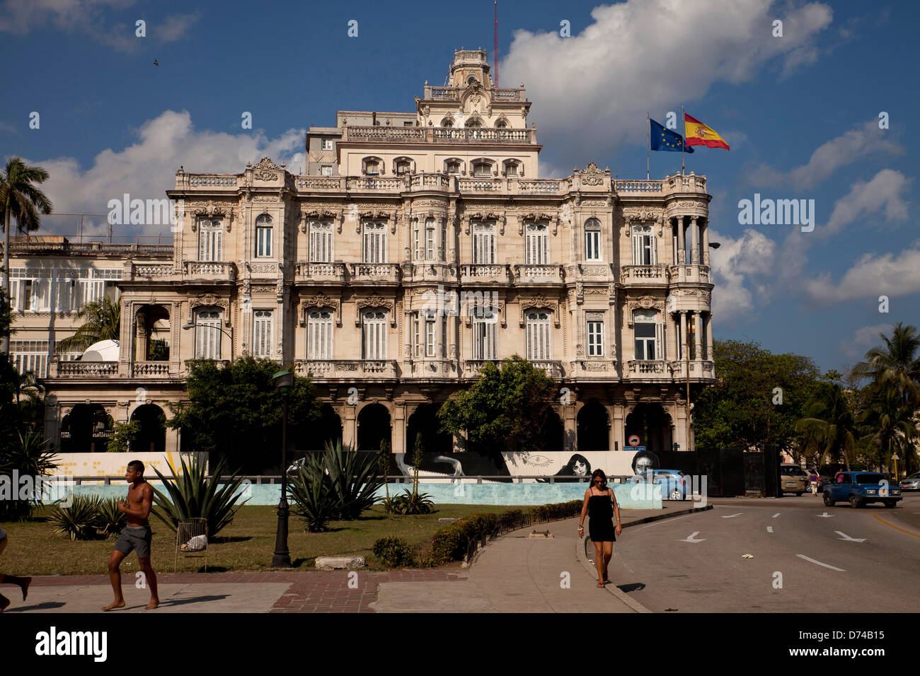 Havana embassy hi-res stock photography and images - Alamy