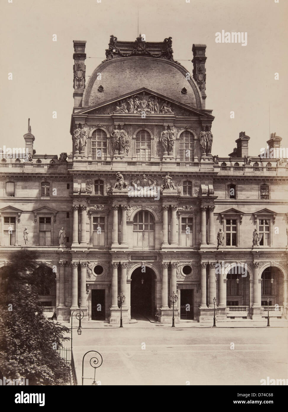 Old louvre hi-res stock photography and images - Alamy