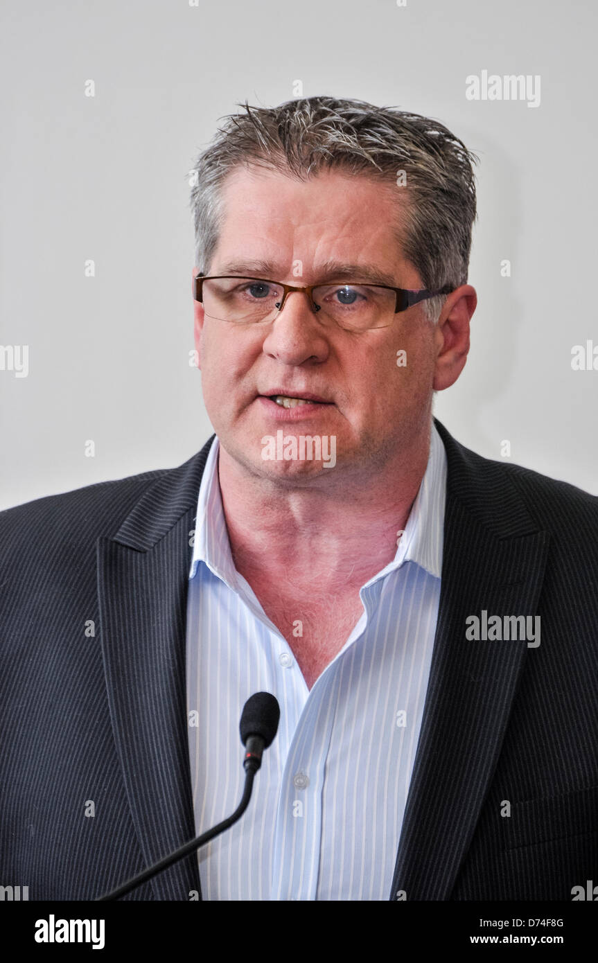 Bbc sitcom hi-res stock photography and images - Alamy